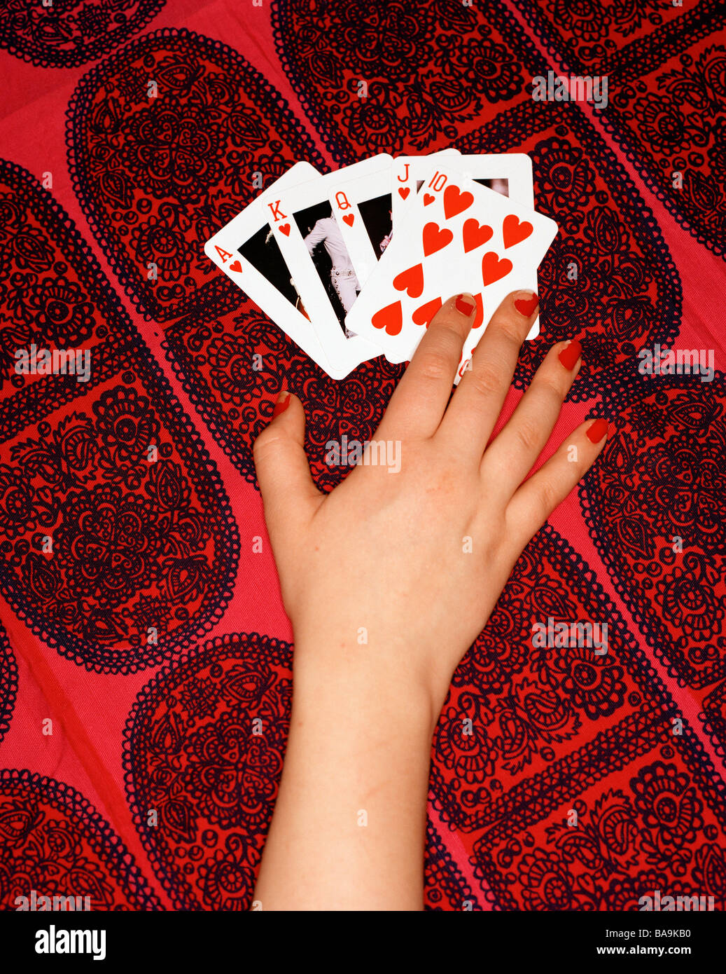 Heart straight flush hi-res stock photography and images - Alamy