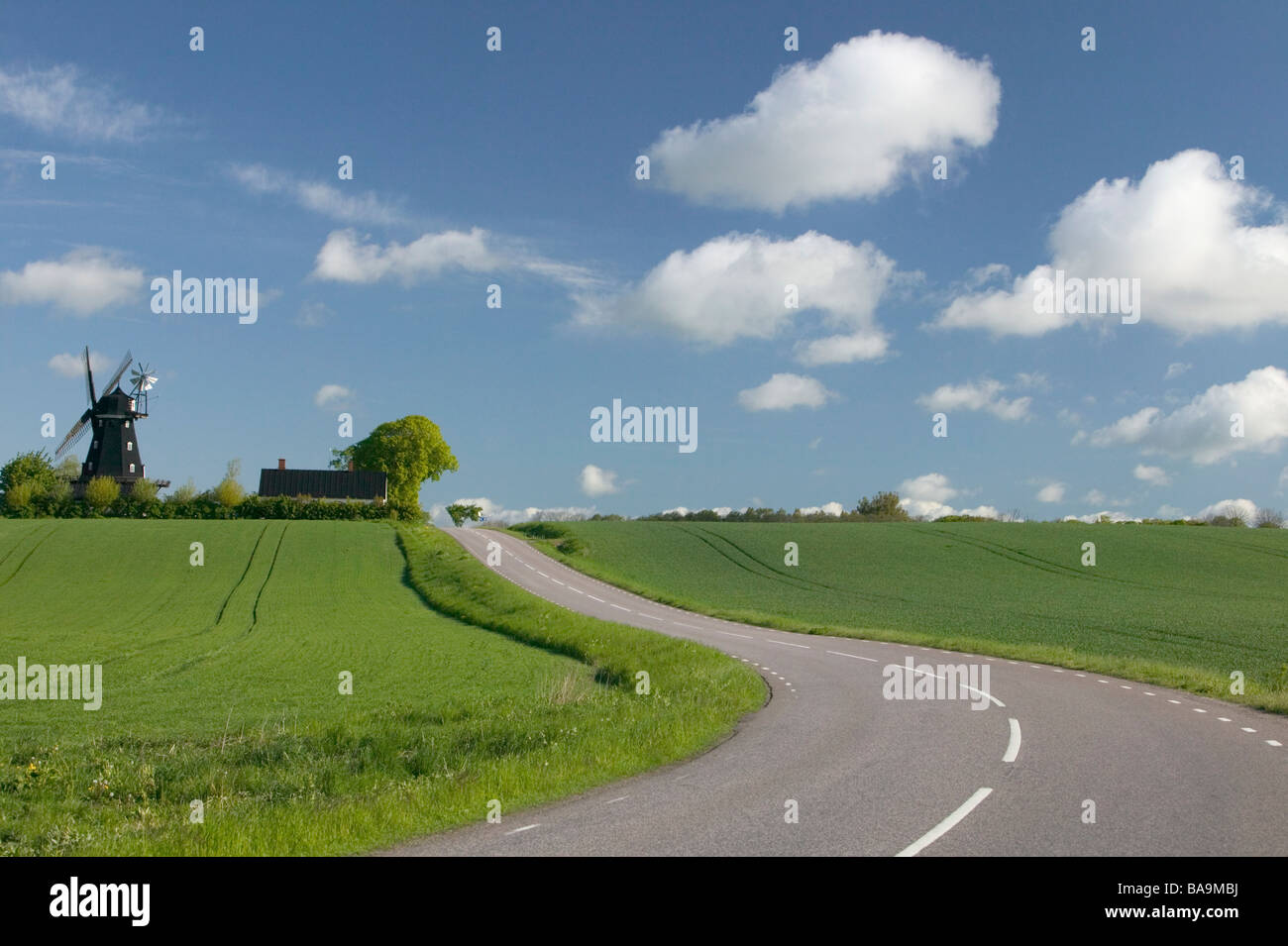Windmill by a road hi-res stock photography and images - Alamy