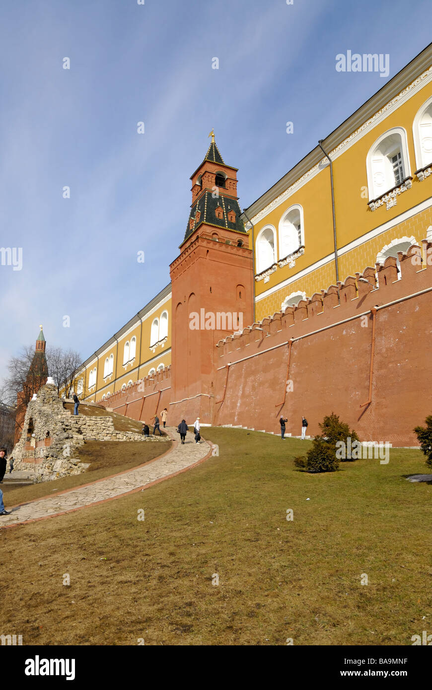 Moscow Kremlin wall and towers Stock Photo - Alamy