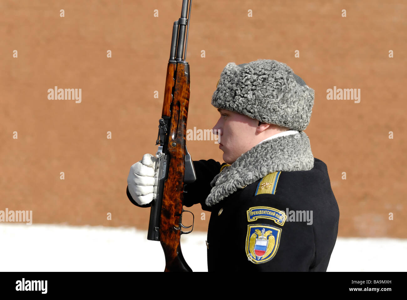 Russian soldier hi-res stock photography and images - Alamy