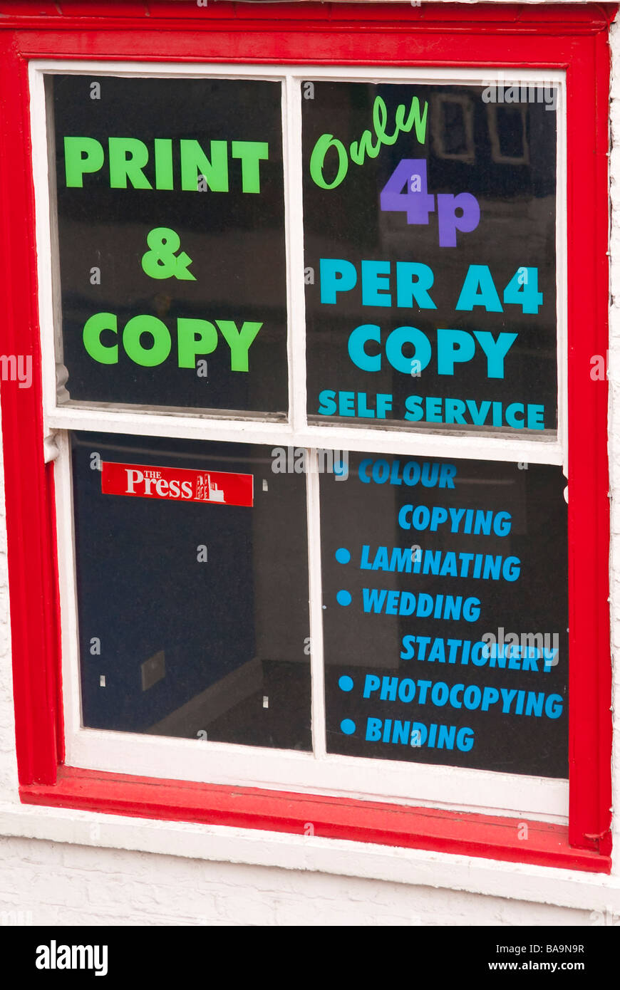 Photocopying service hi-res stock photography and images - Alamy