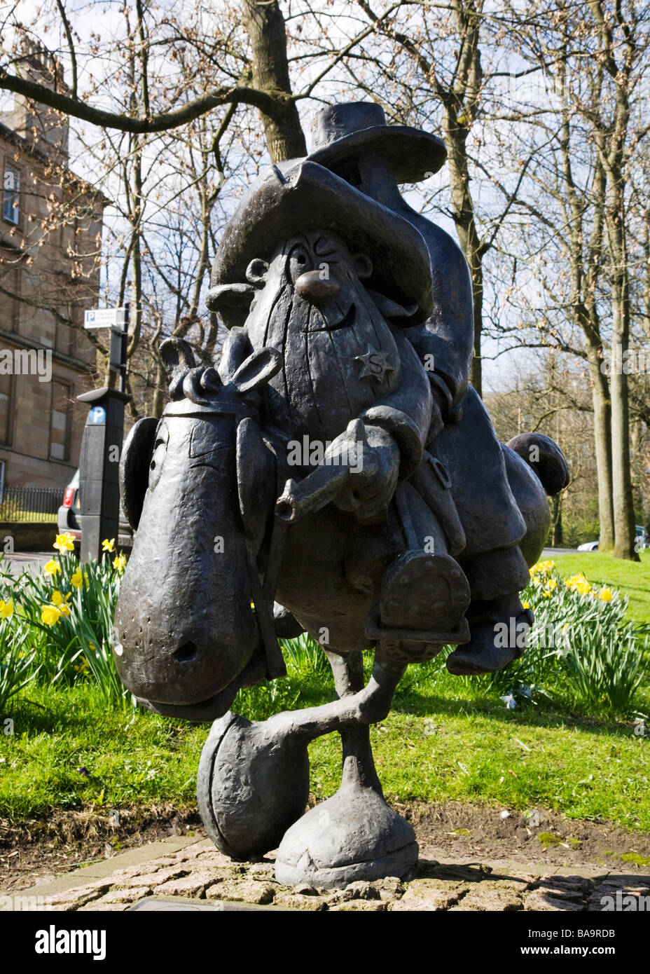Cartoonist Bud Neill's creation Lobey Dosser and Rank Bajin sitting ...