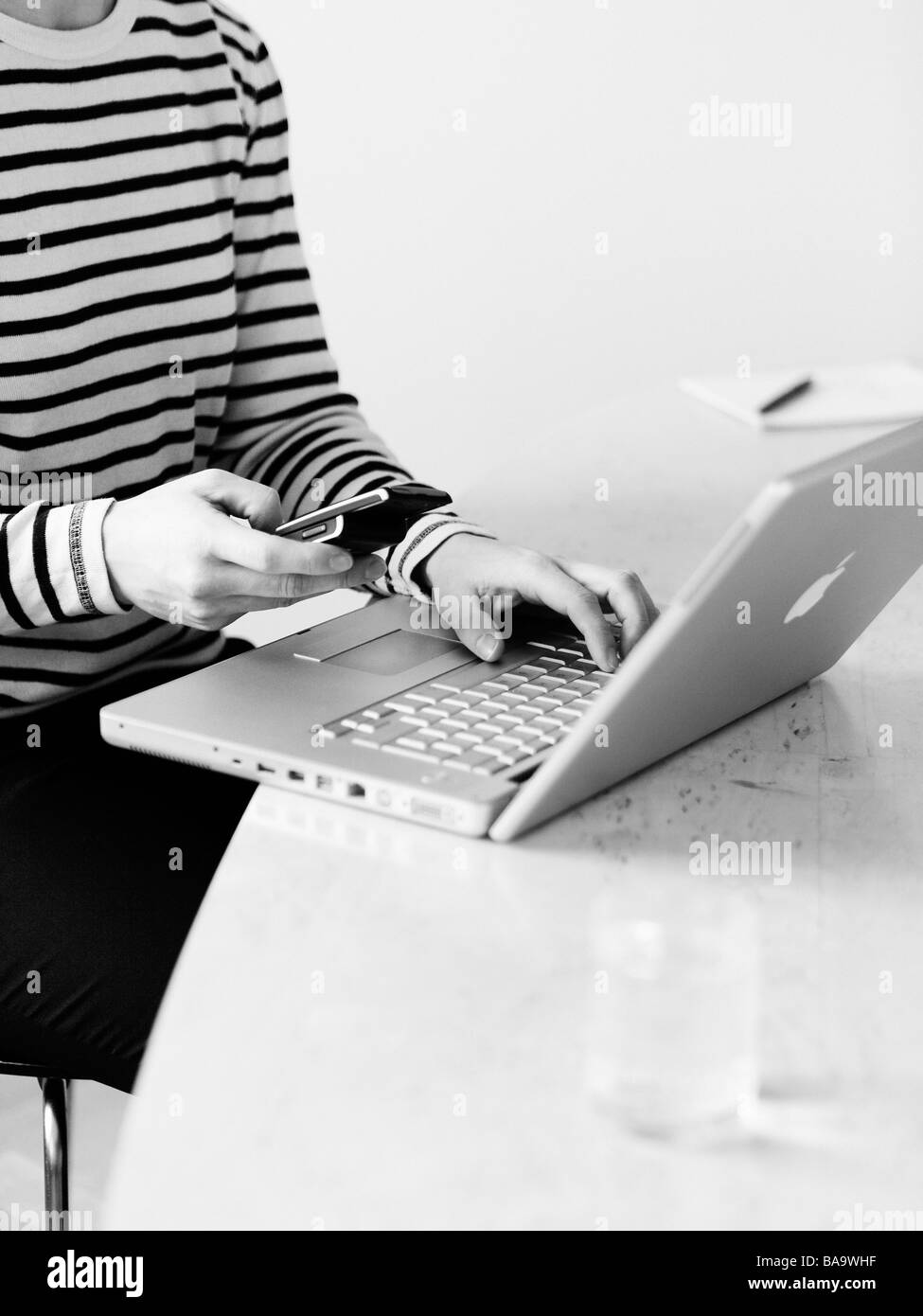 Hands woman laptop Black and White Stock Photos & Images - Alamy