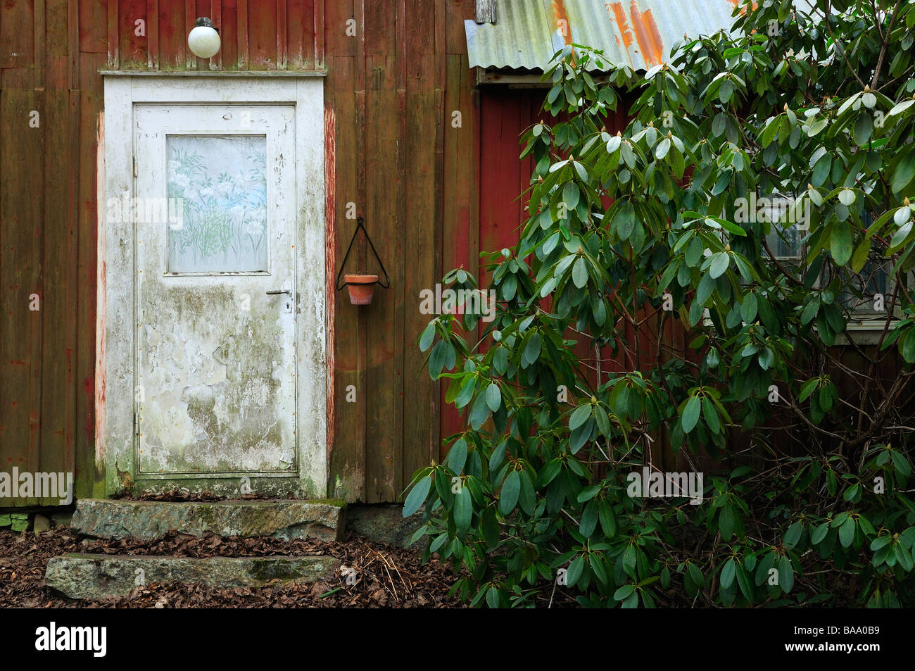 Wasted doors hi-res stock photography and images - Alamy