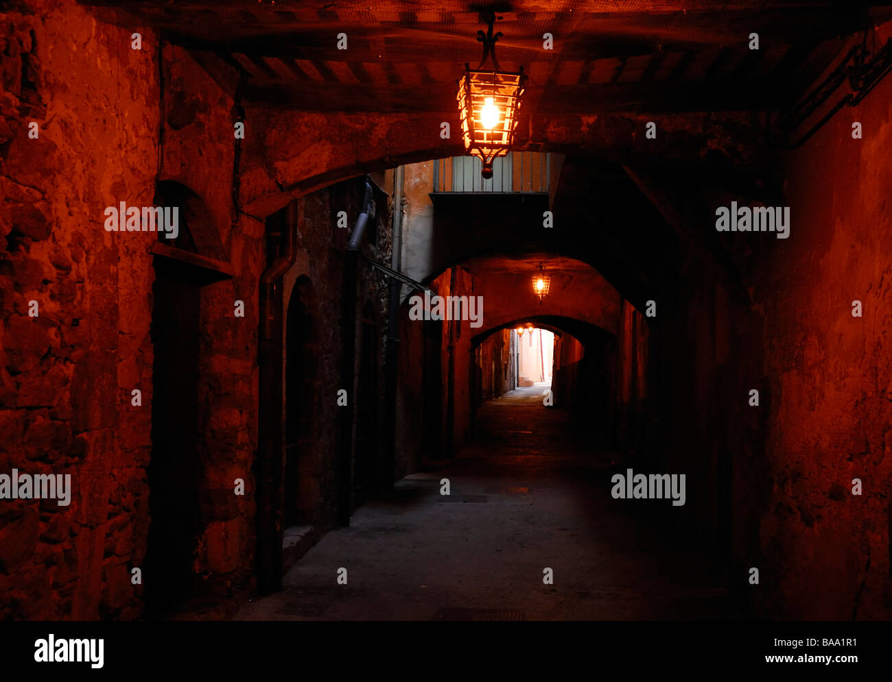 Medieval passageway hi-res stock photography and images - Alamy