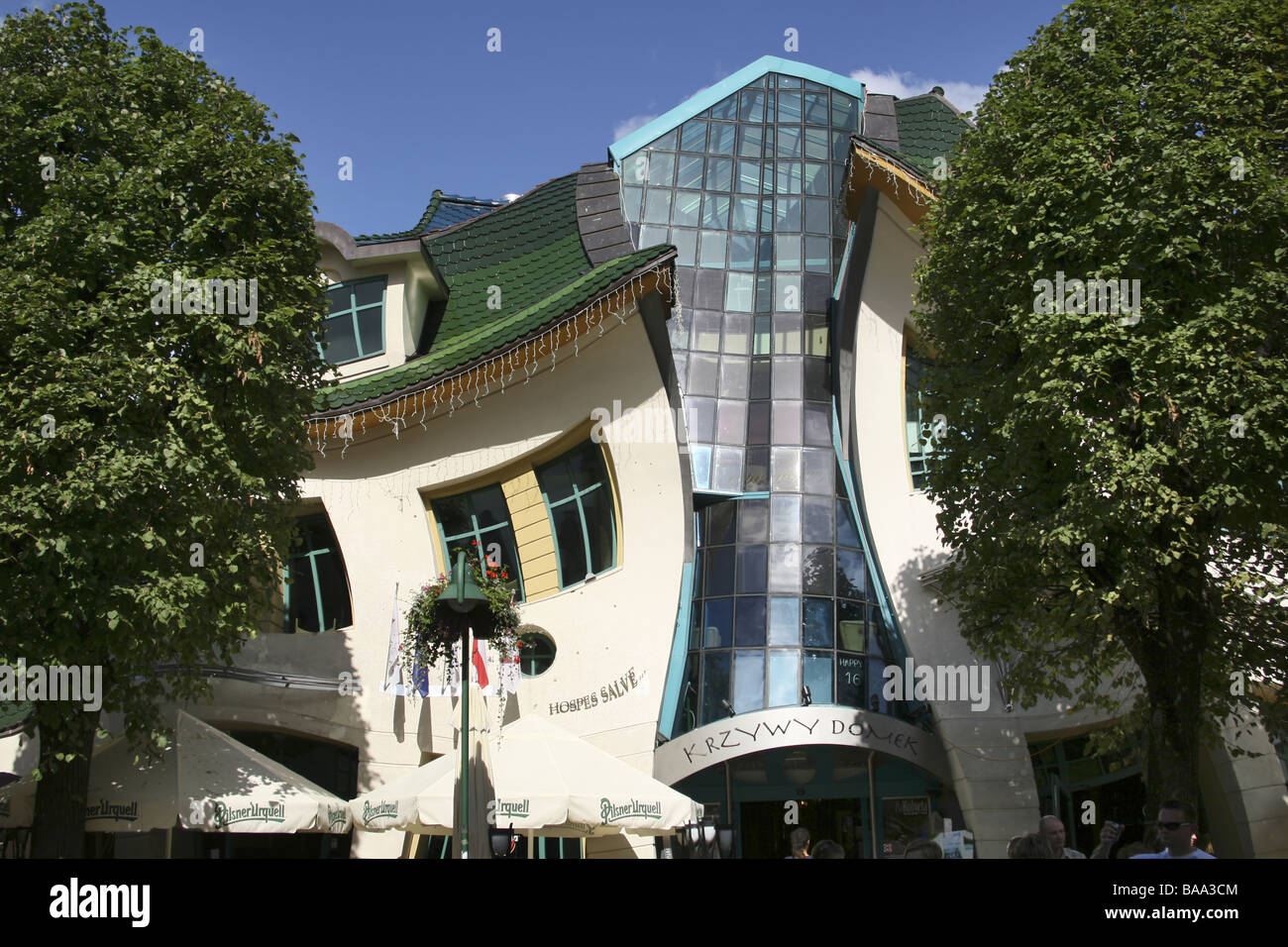 Crooked House Poland