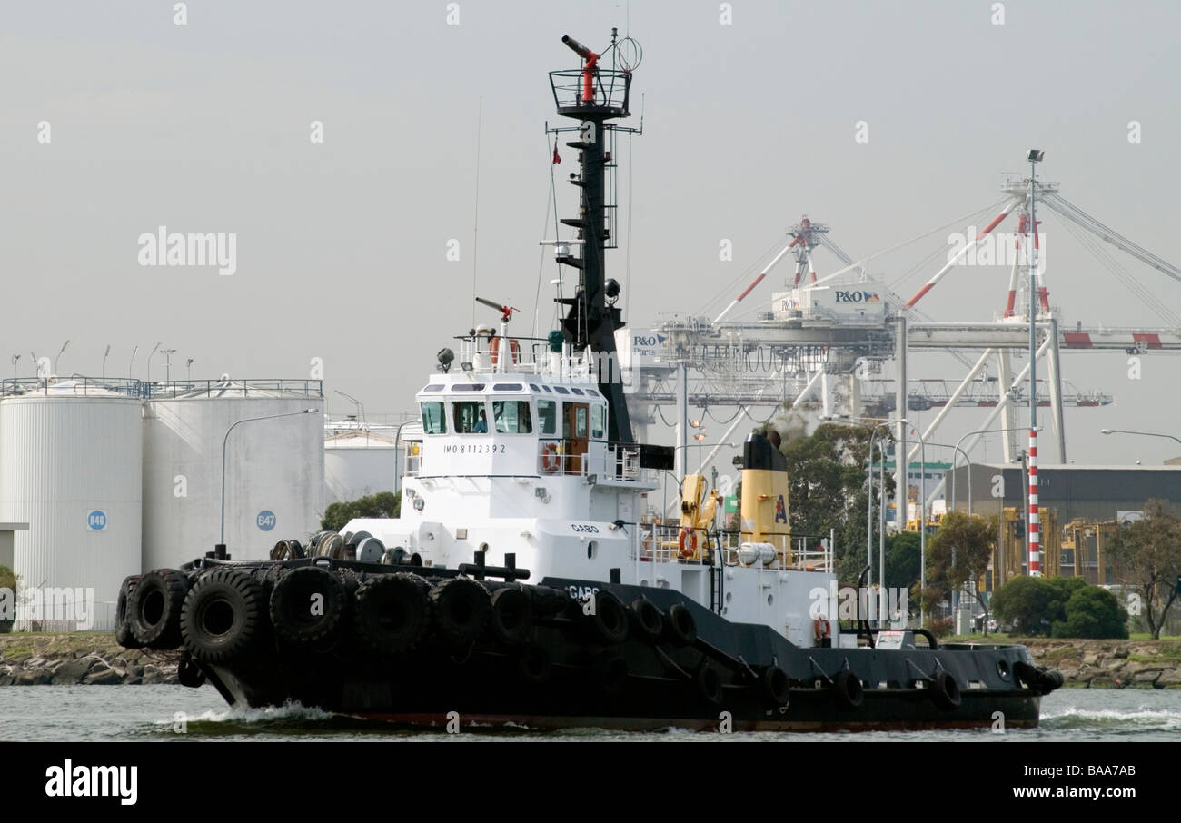 Tugboat at work, Port of Melbourne , Australia Stock Photo - Alamy