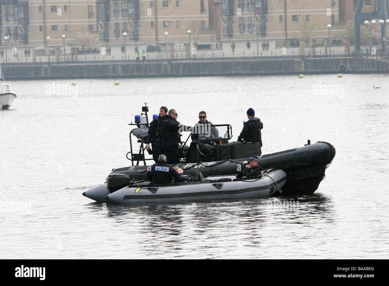 Police boat london hi-res stock photography and images - Alamy