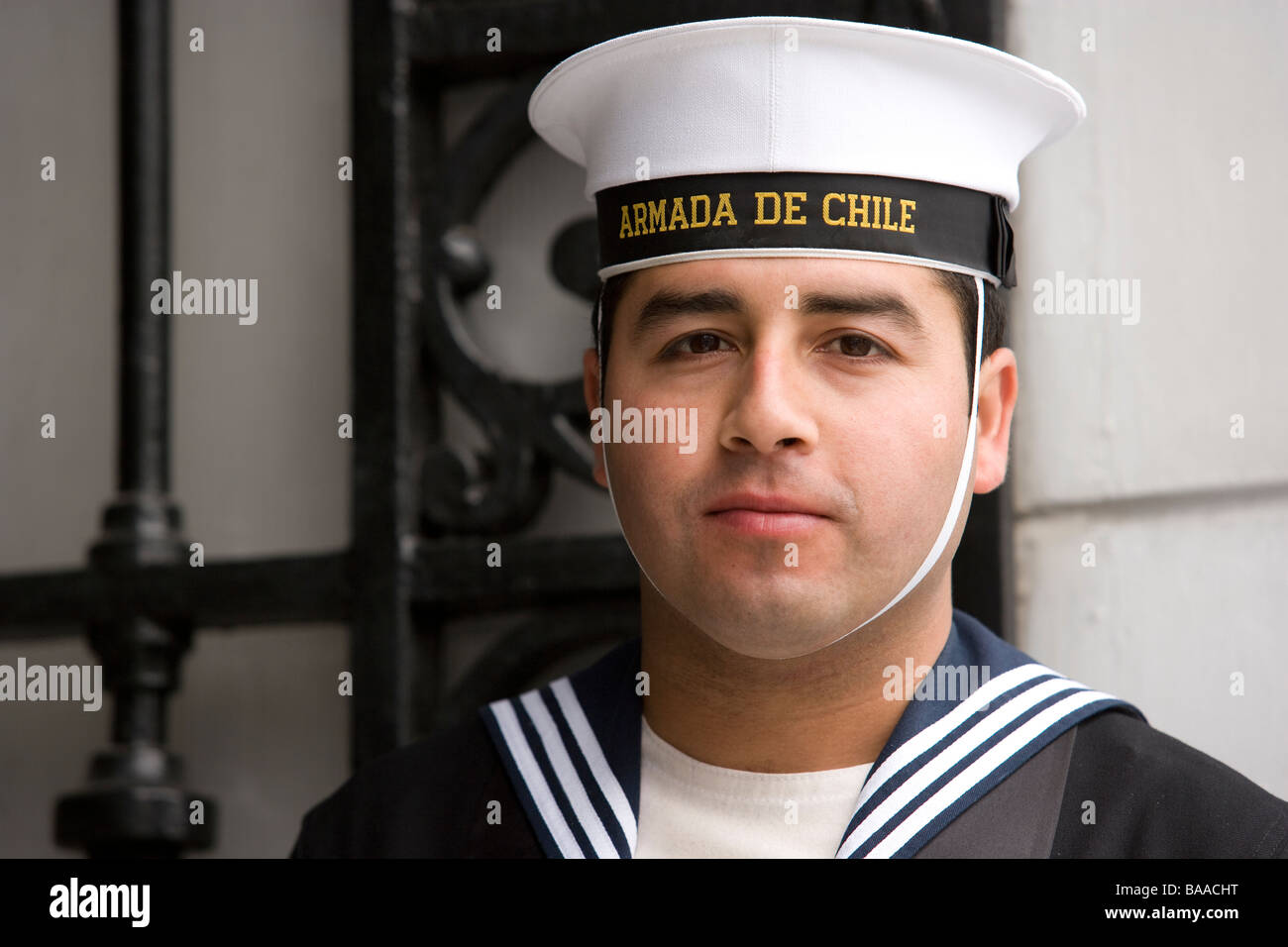 Armada de chile building in hi-res stock photography and images - Alamy