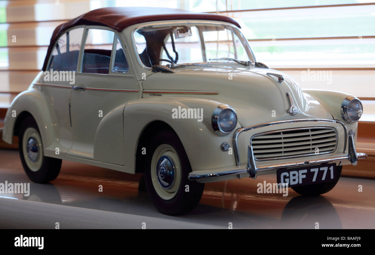 A 1/12 scale model of a Morris 1000 convertible car in Old English ...