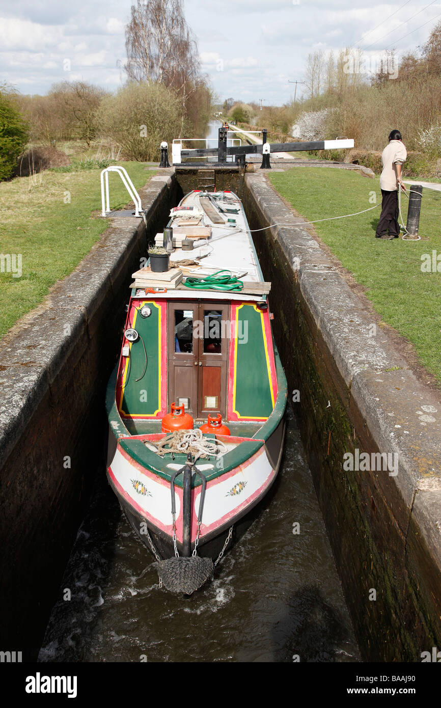 GREEN BARGE & LOCK NUMBER 10 BODYMORE HEATH WEST MIDLANDS ENGLAND ...