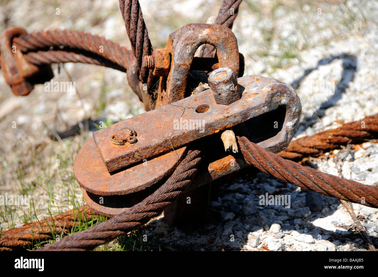 Rusted steel cable plus fittings Stock Photo - Alamy