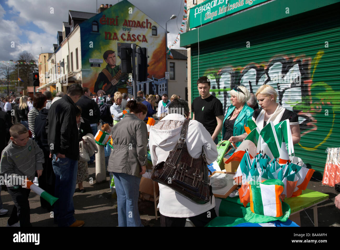 Flags and parade belfast hi-res stock photography and images - Alamy