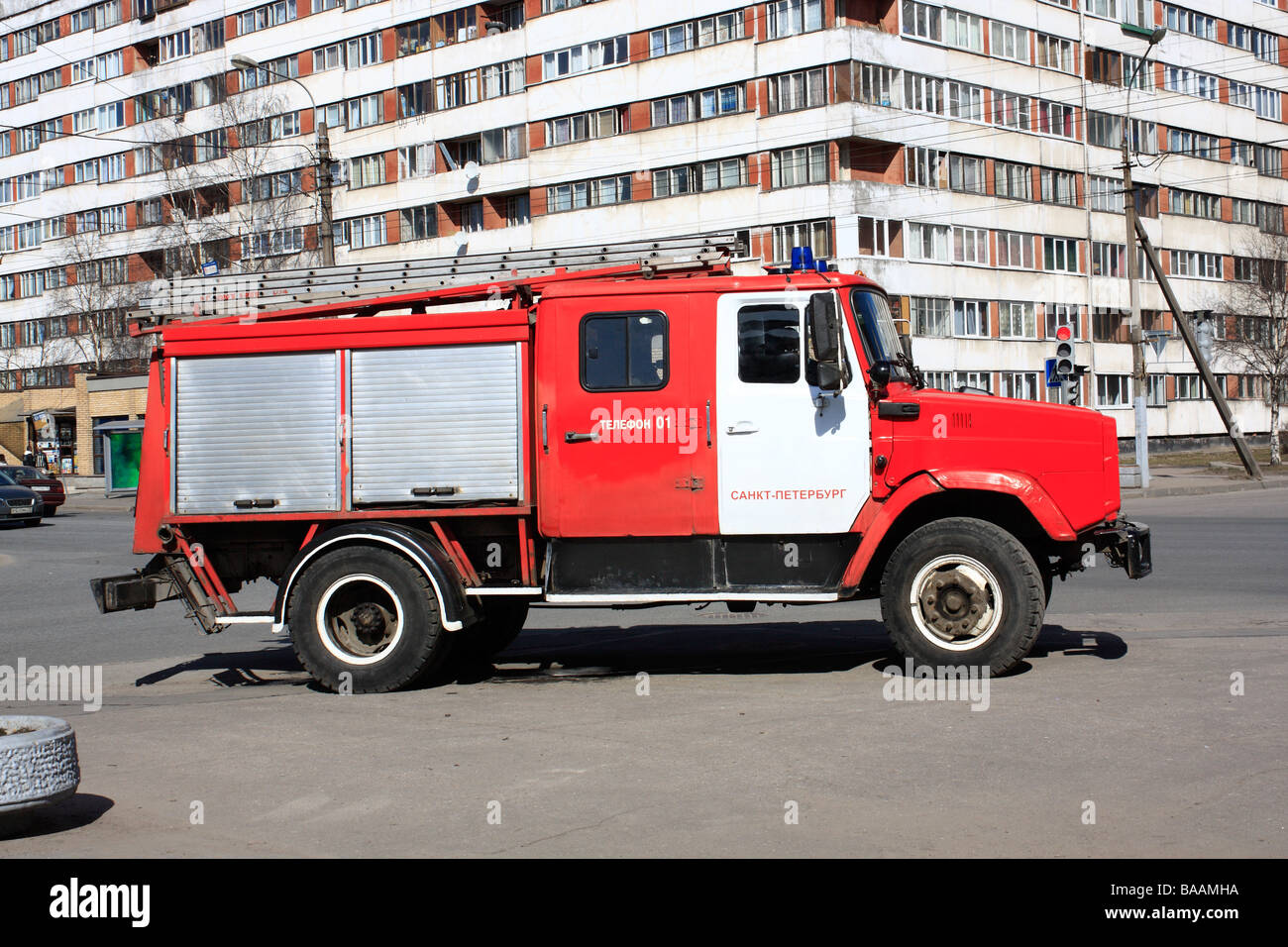 Fire engine red hi-res stock photography and images - Alamy