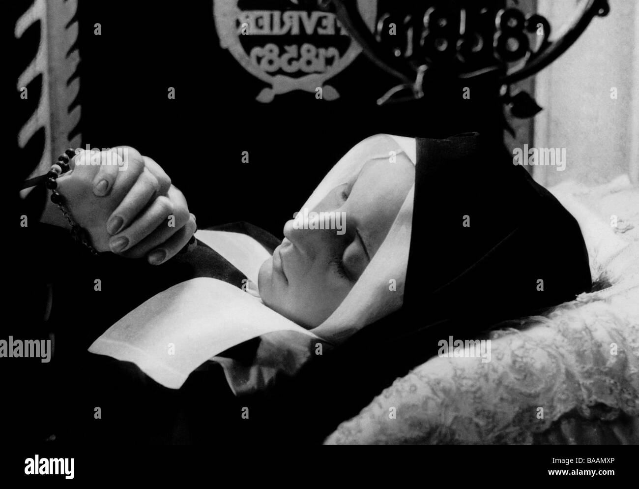 Espace bernadette soubirous nevers Black and White Stock Photos ...