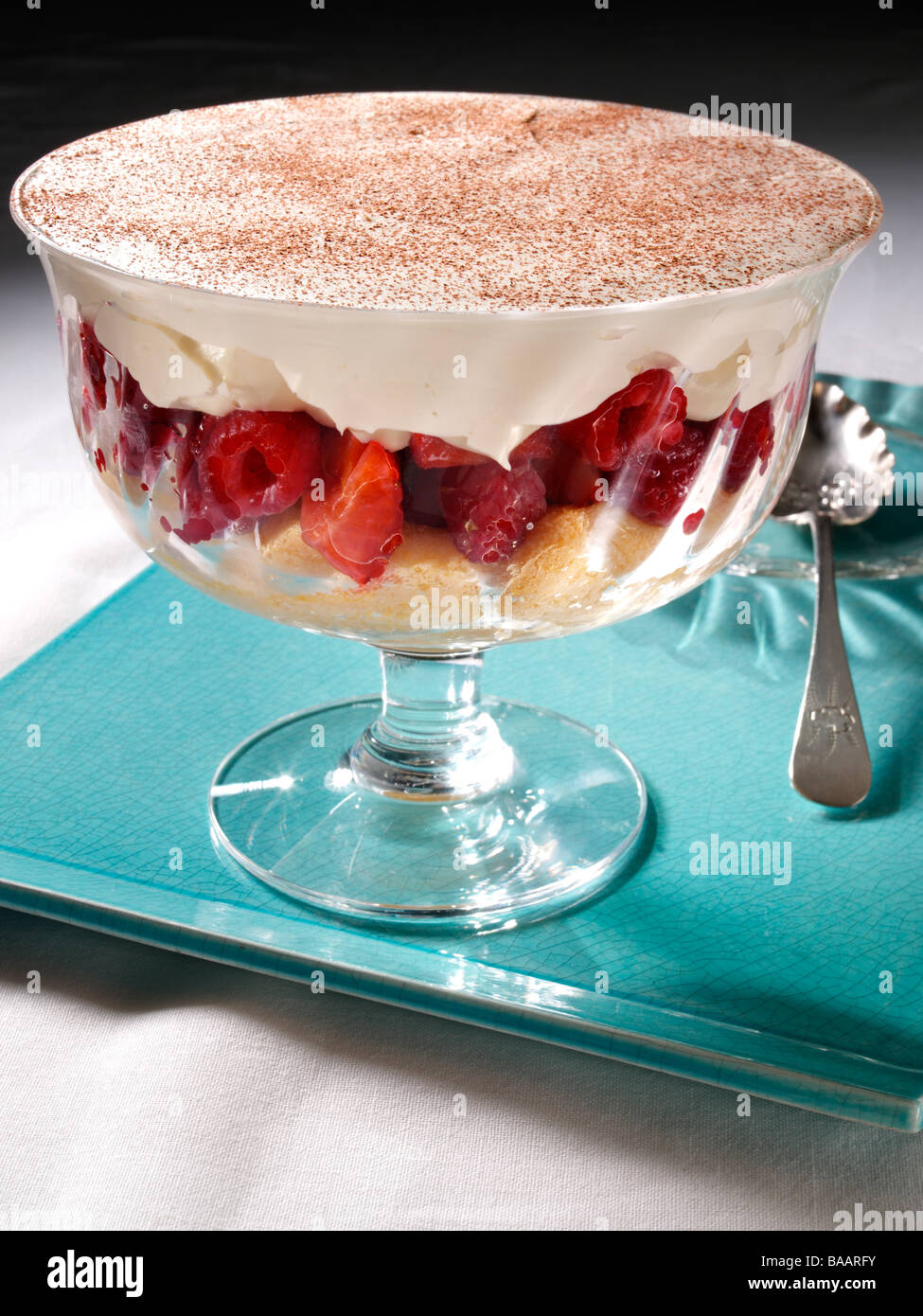 Family sized fruit trifle hi-res stock photography and images - Alamy