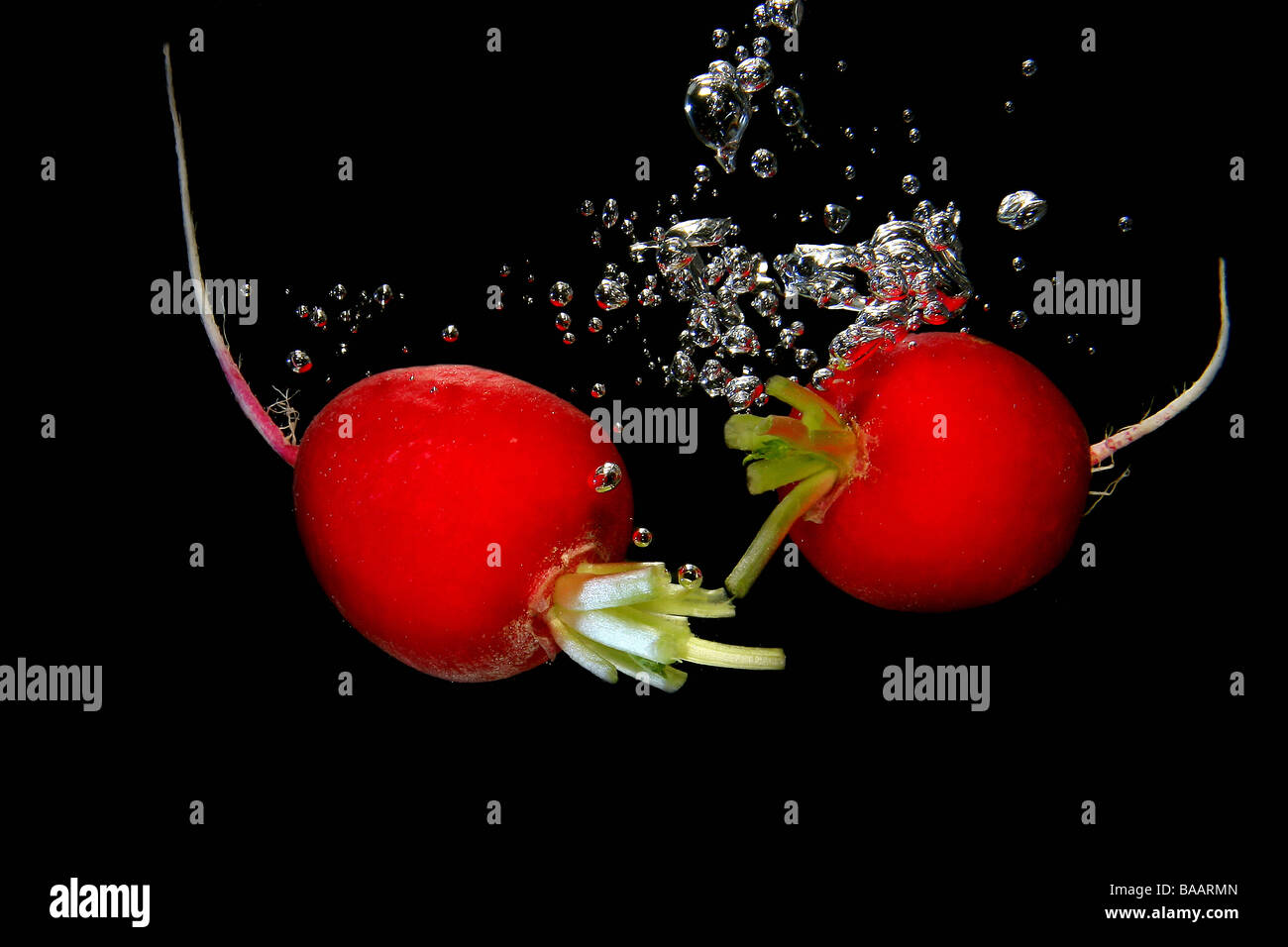 Radishes in water Stock Photo - Alamy