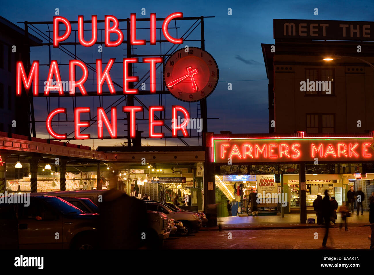 Pike street market seattle hi-res stock photography and images - Alamy