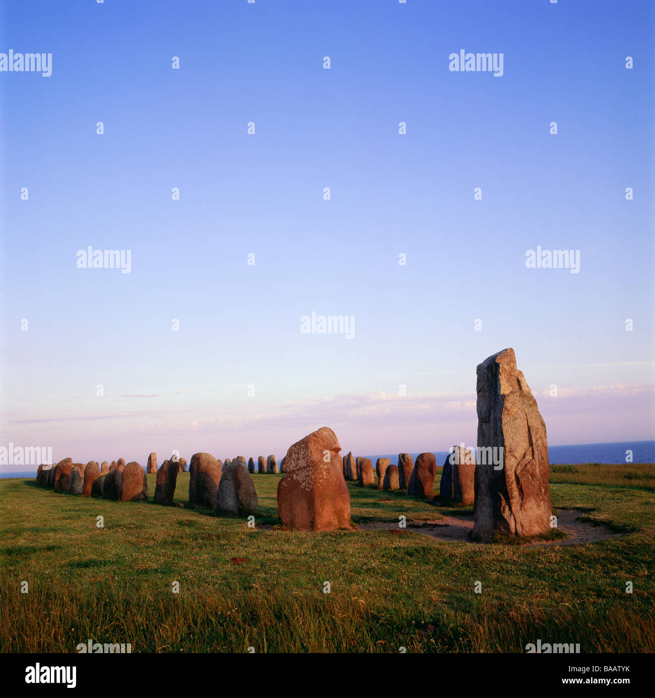 Arranged rocks hi-res stock photography and images - Alamy