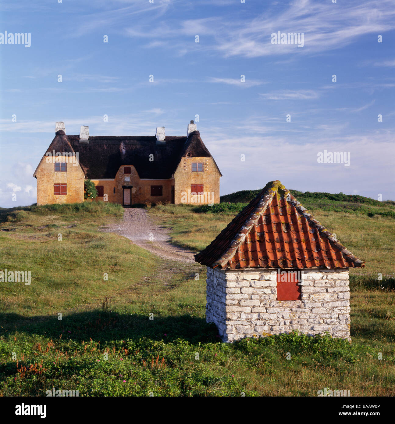 Path leading to house Stock Photo - Alamy