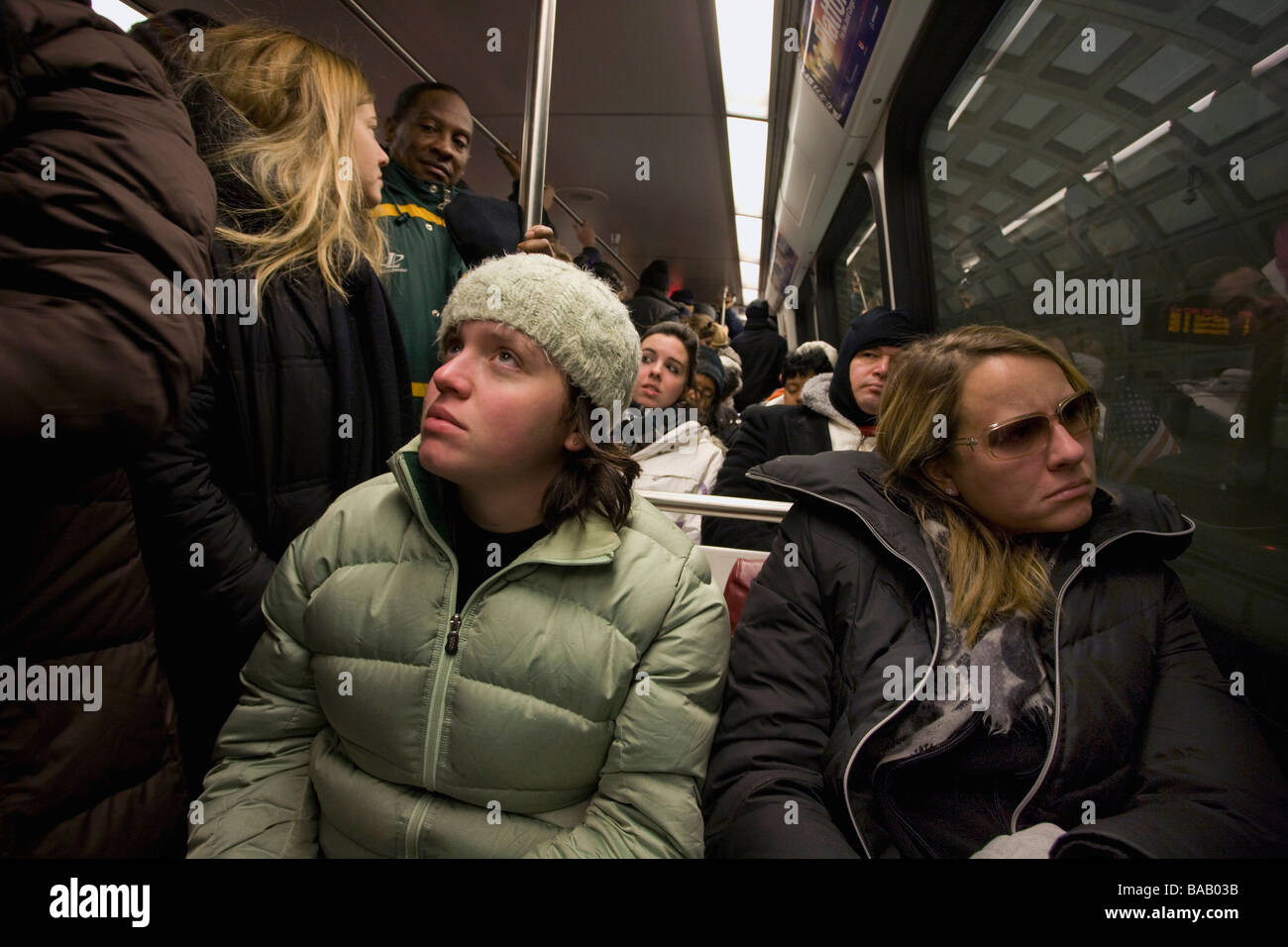 Crowded metro hi-res stock photography and images - Alamy