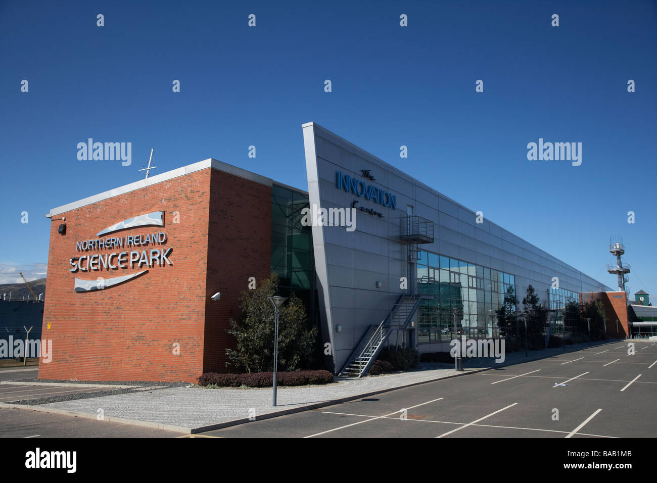 the innovation centre at northern ireland science park titanic quarter ...