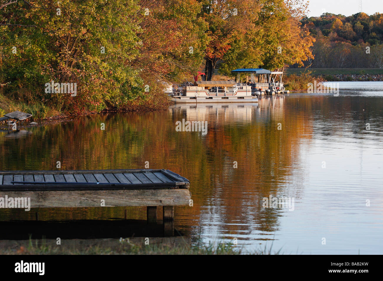 Hocking Hills Ohio View of beautiful Autumn landscape with Lake Logan ...