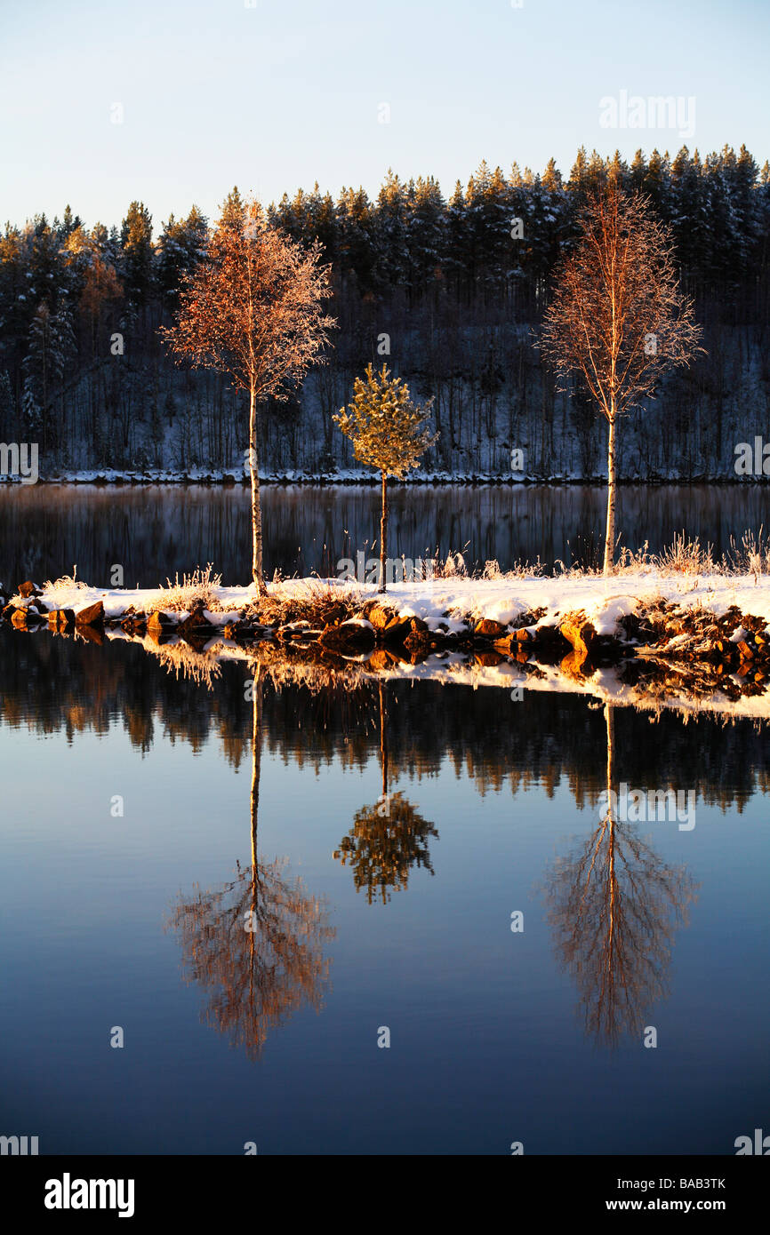 Serenity lake in winter hi-res stock photography and images - Alamy