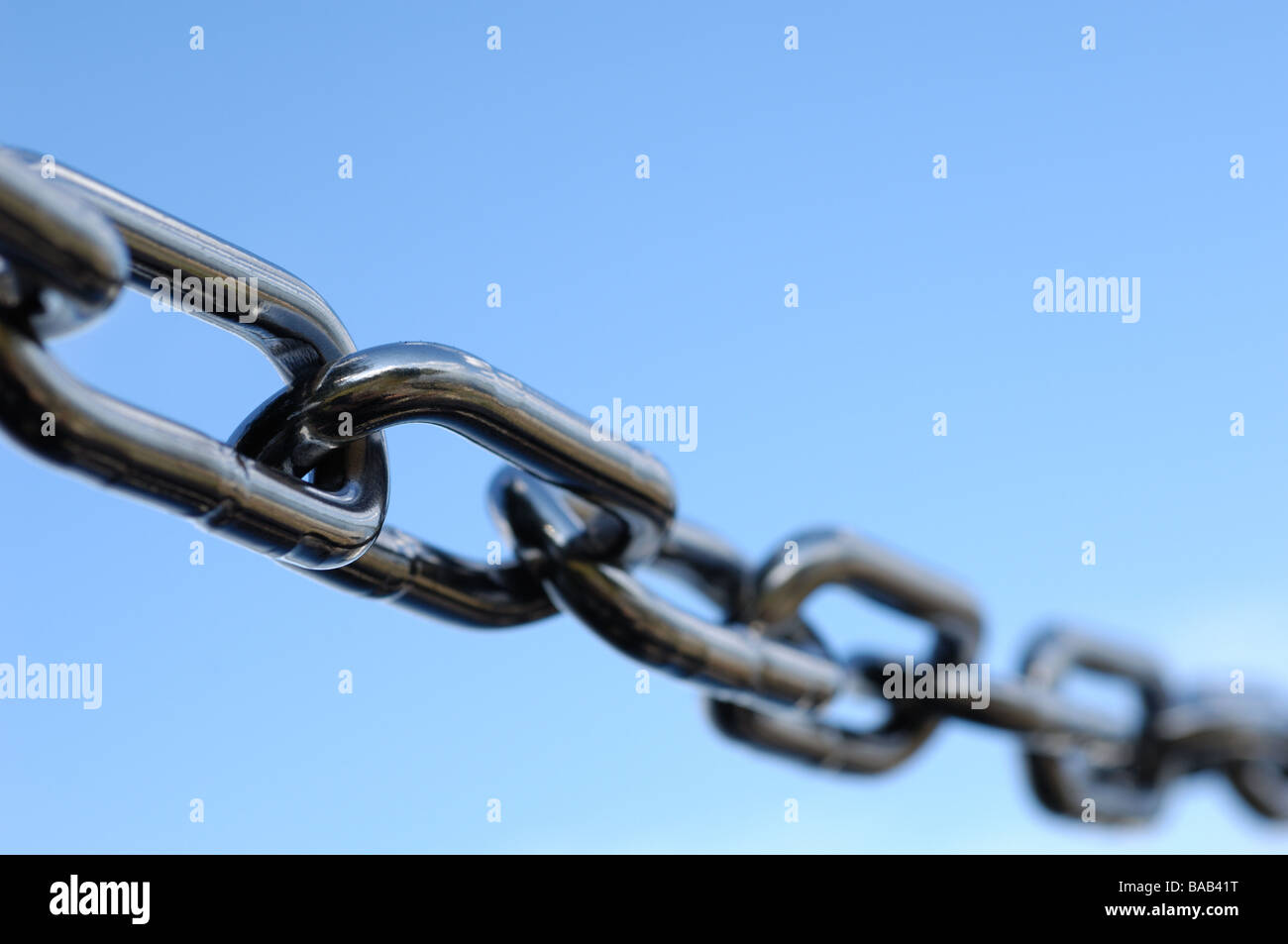 Bonded chain hi-res stock photography and images - Alamy