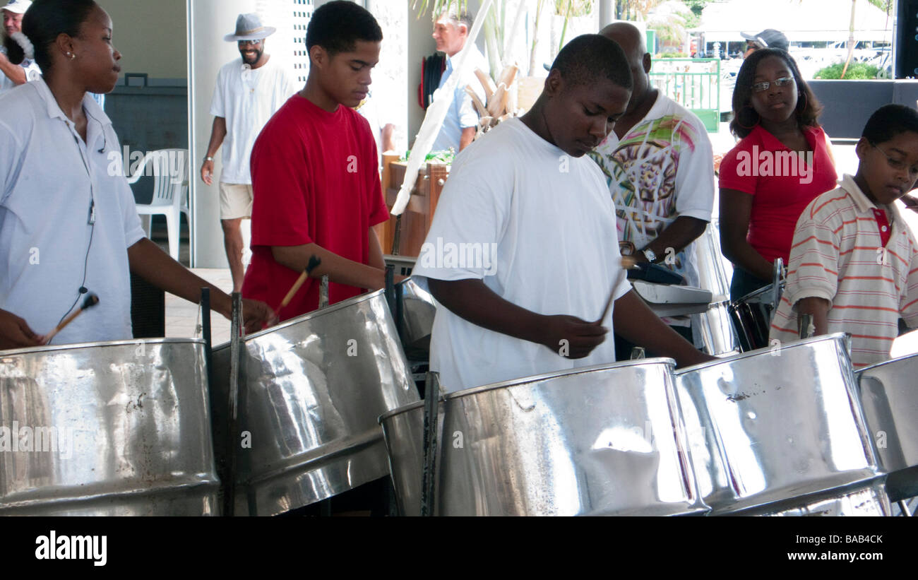 Steel band hi-res stock photography and images - Alamy