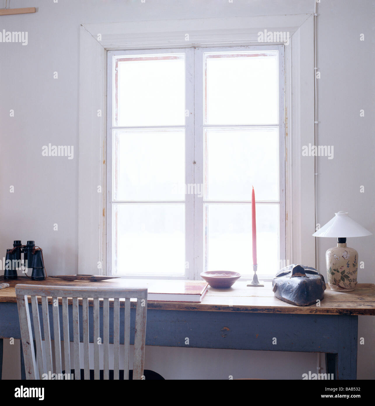 Working a place hi-res stock photography and images - Alamy
