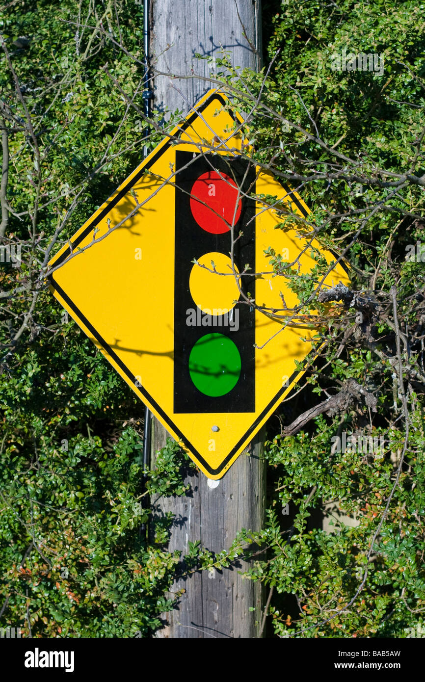 Amber warning sign hi-res stock photography and images - Alamy