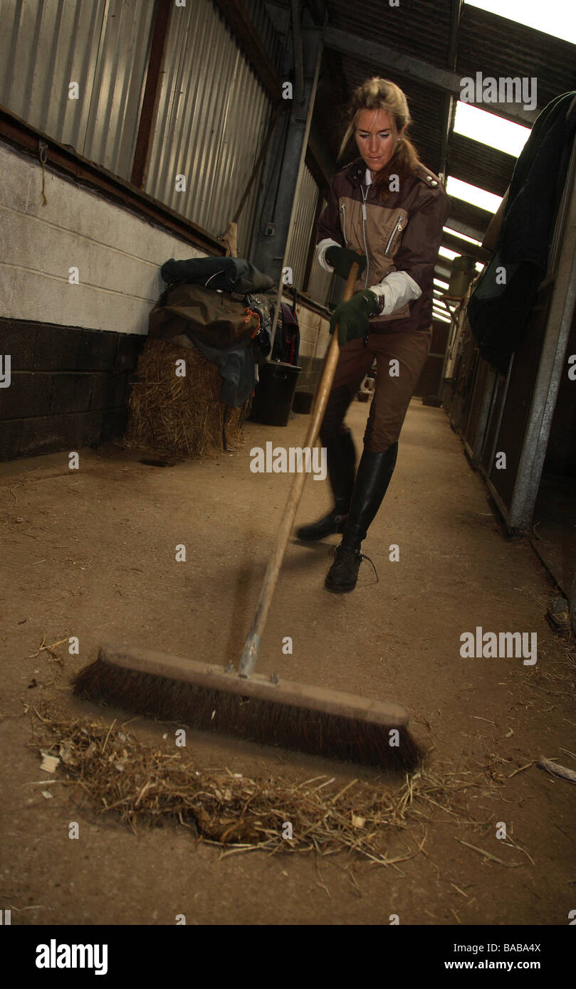 International 3 day event rider, Lottie Prentice sweeps up at her ...