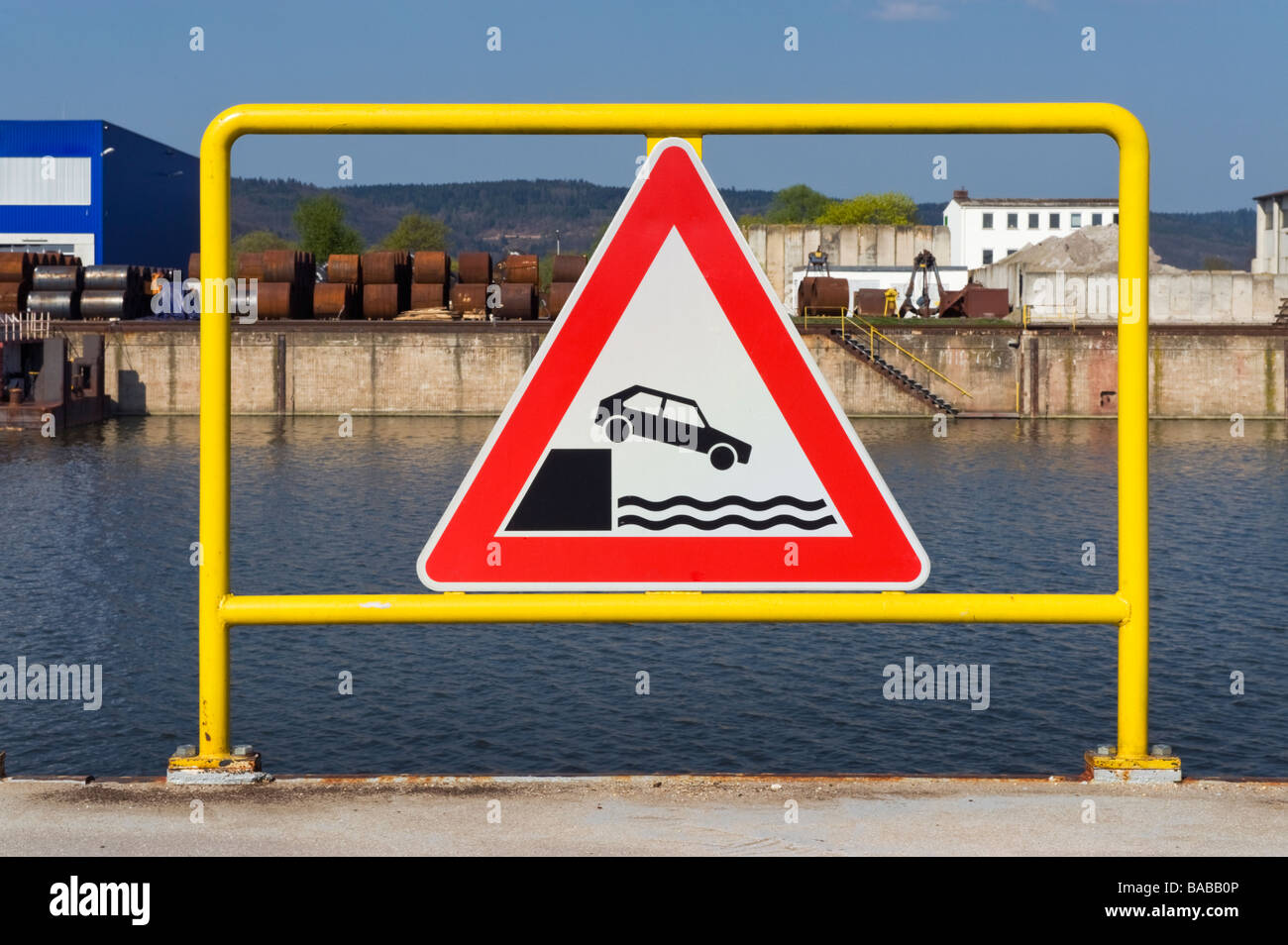 Car sign water falling hi-res stock photography and images - Alamy