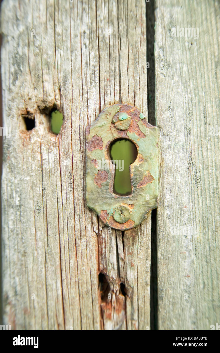 Keyhole image hi-res stock photography and images - Alamy