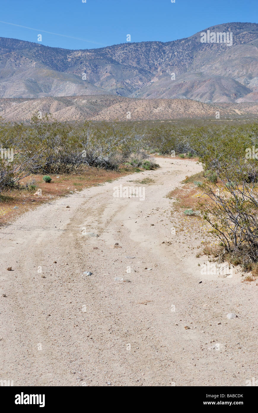 Desert trail hi-res stock photography and images - Alamy