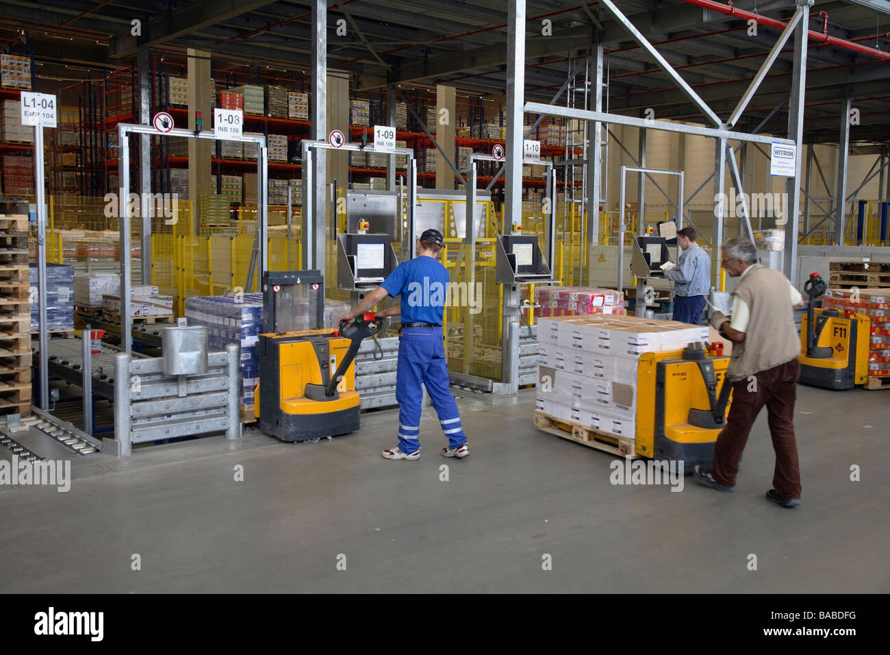 Unloading products at Edeka warehouse, Hamm, Germany Stock Photo - Alamy