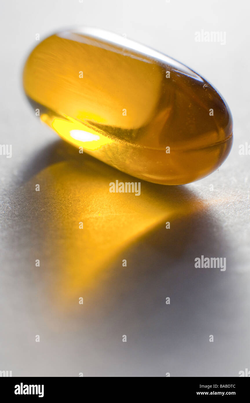 Supplement capsule hi-res stock photography and images - Alamy