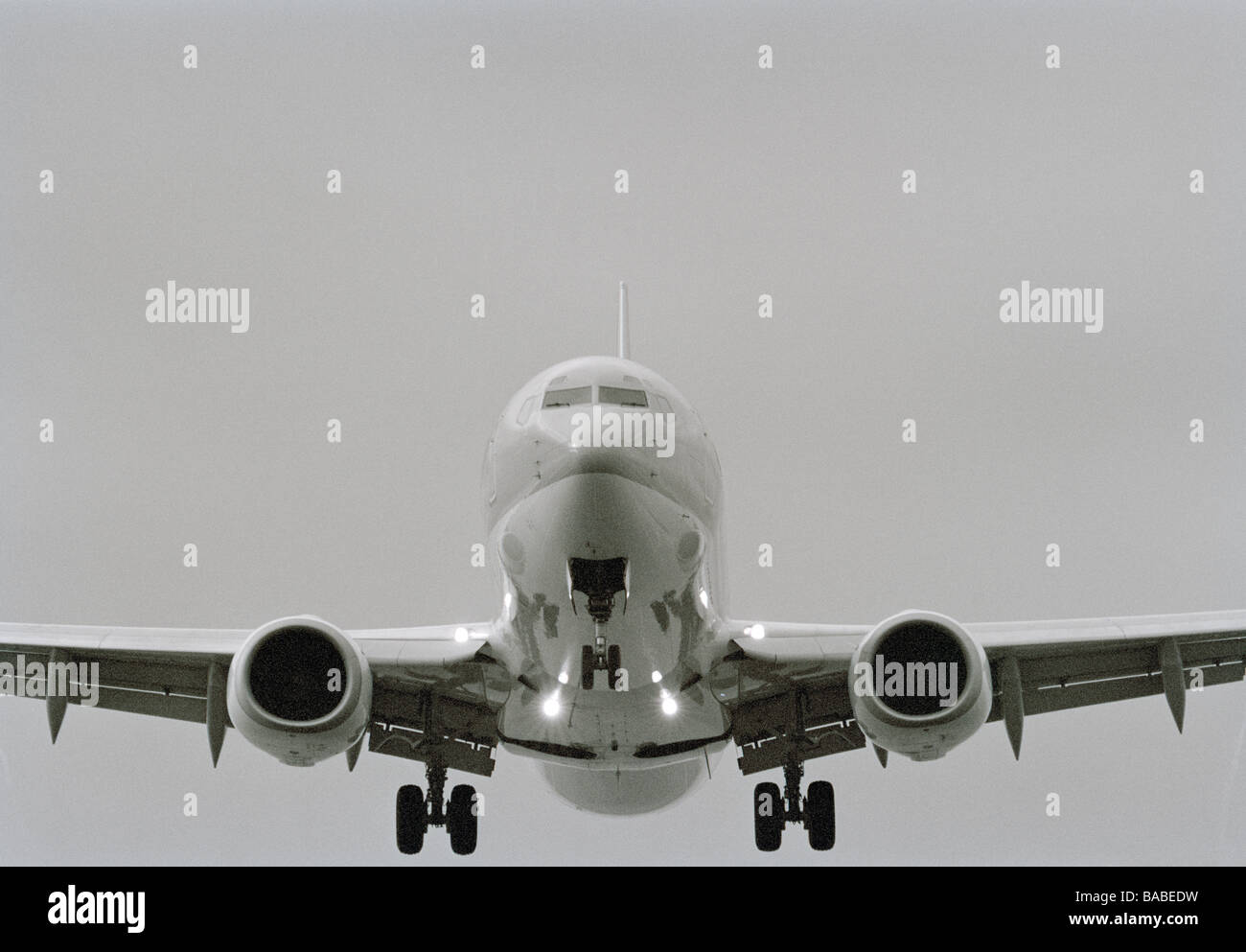 Airplane in the heavens hi-res stock photography and images - Alamy