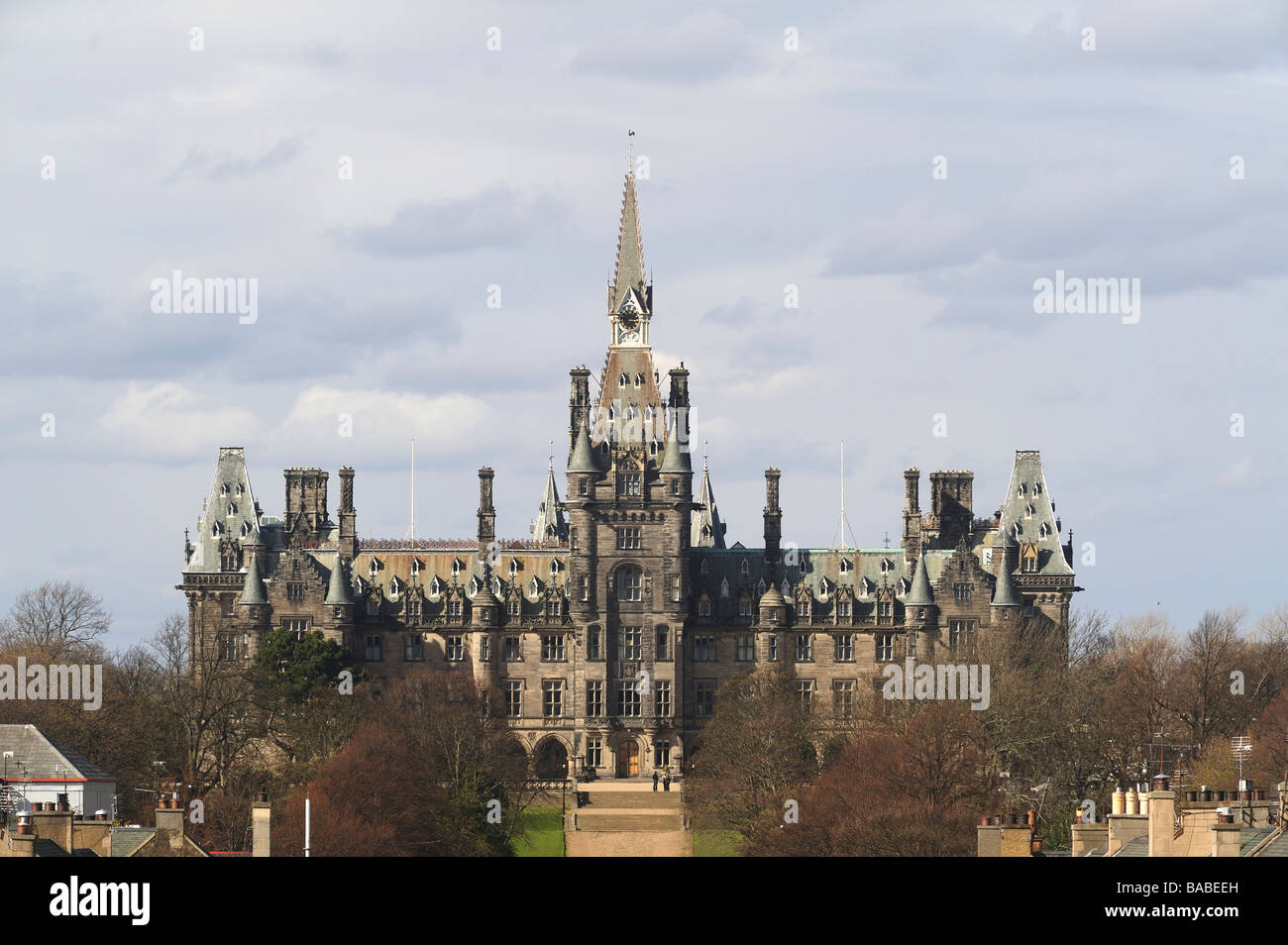 Fettes College is an independent boarding and day school in Edinburgh ...