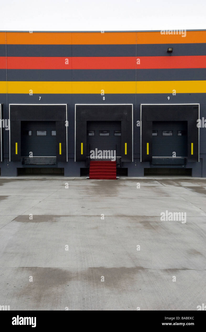 Hgv platform hi-res stock photography and images - Alamy