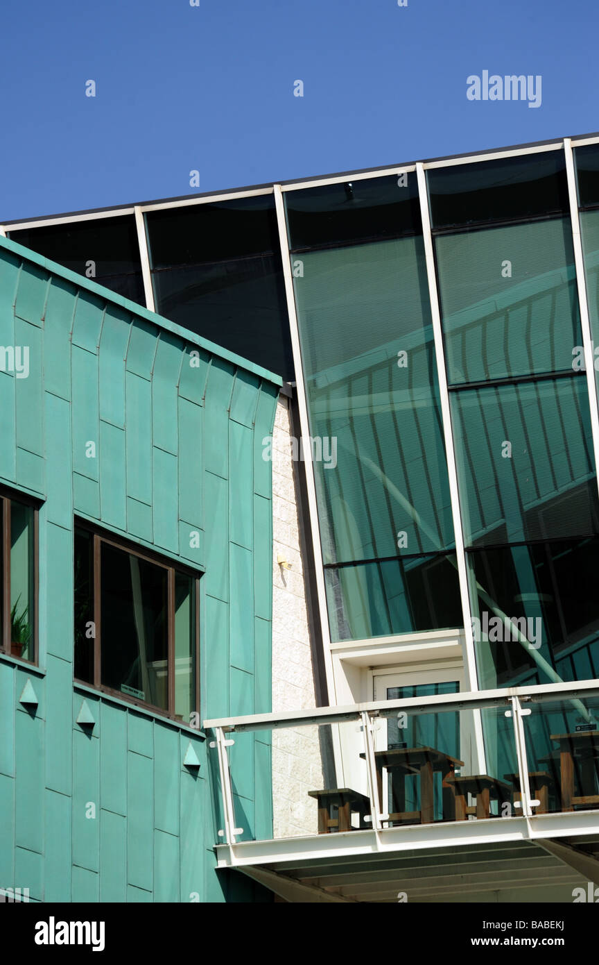 University for information technology hi-res stock photography and ...