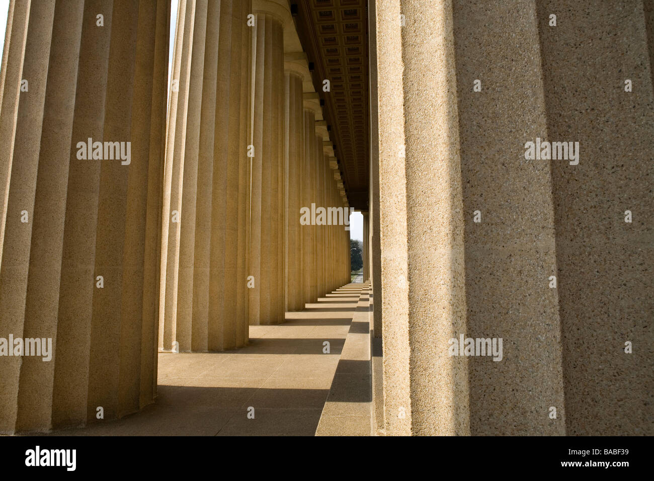 Checkerboard walkway hi-res stock photography and images - Alamy