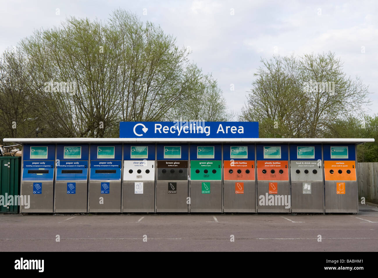 Recycling area hi-res stock photography and images - Alamy