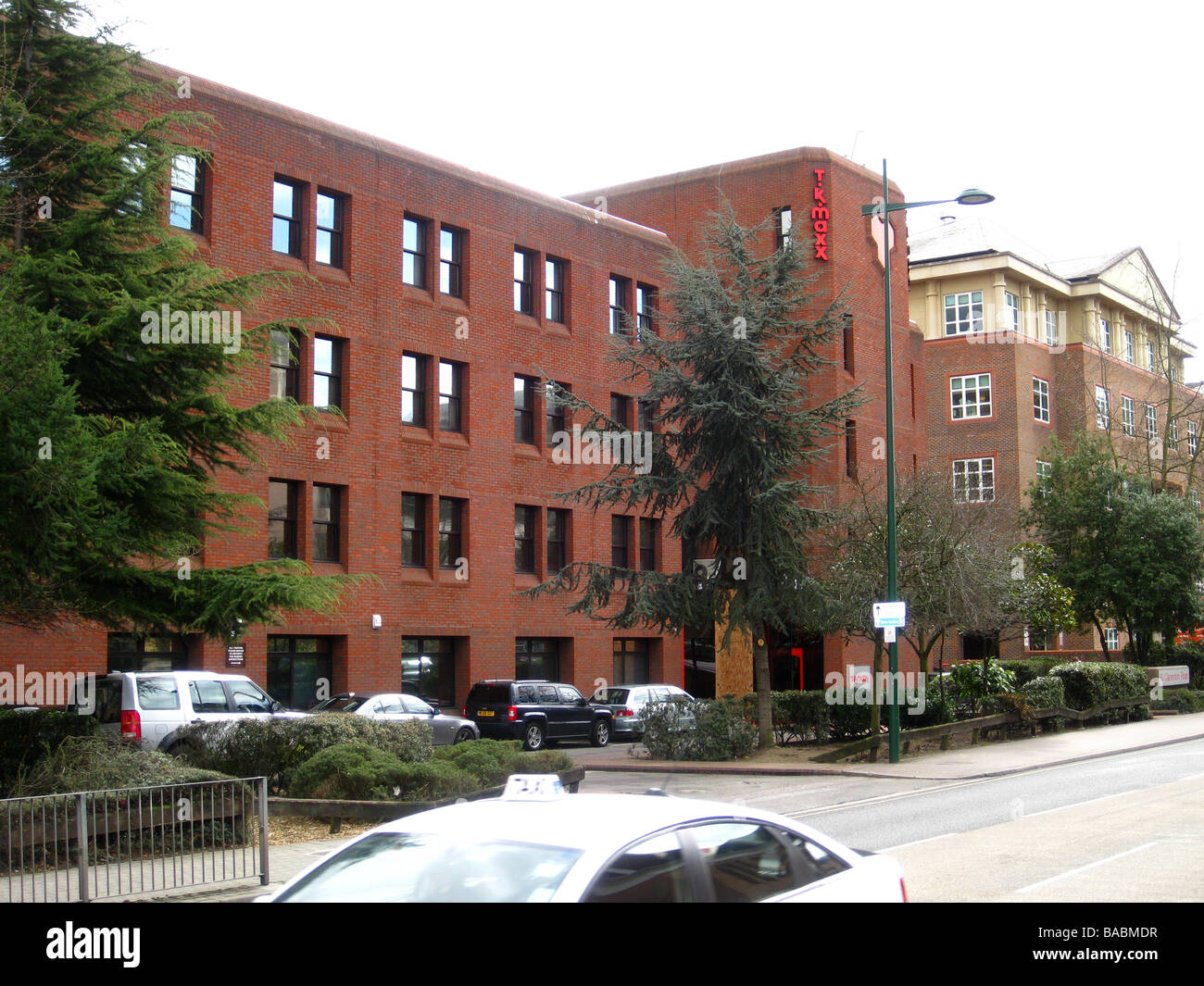 The high street watford hi-res stock photography and images - Alamy