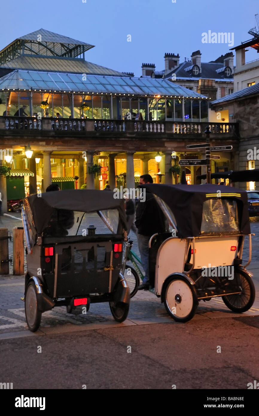 Cycle cabs hi-res stock photography and images - Alamy
