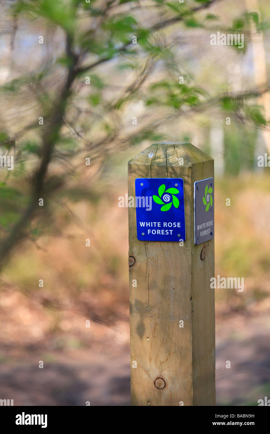 White Rose Forest marker post in Honley Wood, Holmfirth, West Yorkshire ...