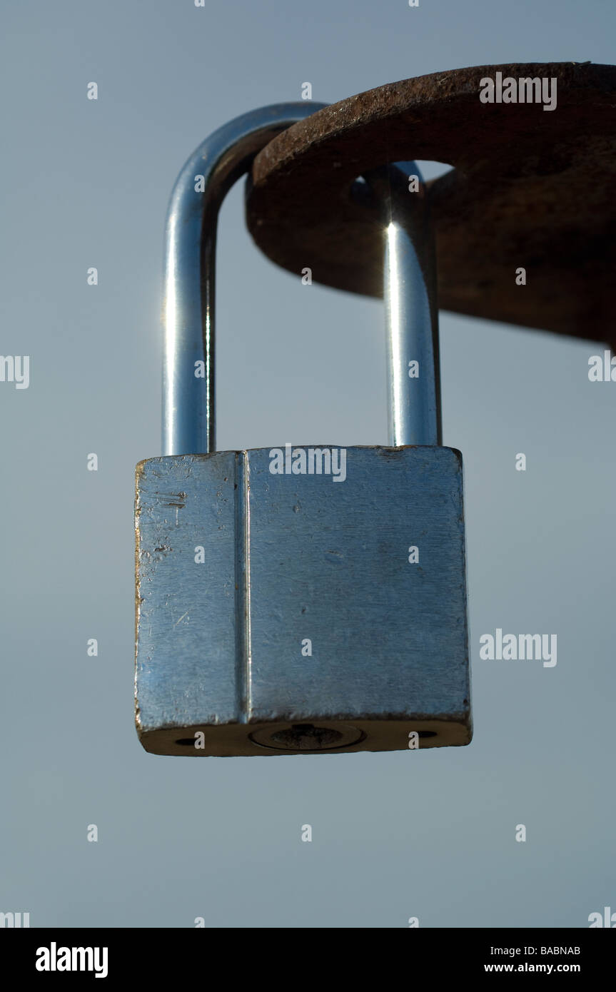 Padlocking hi-res stock photography and images - Alamy