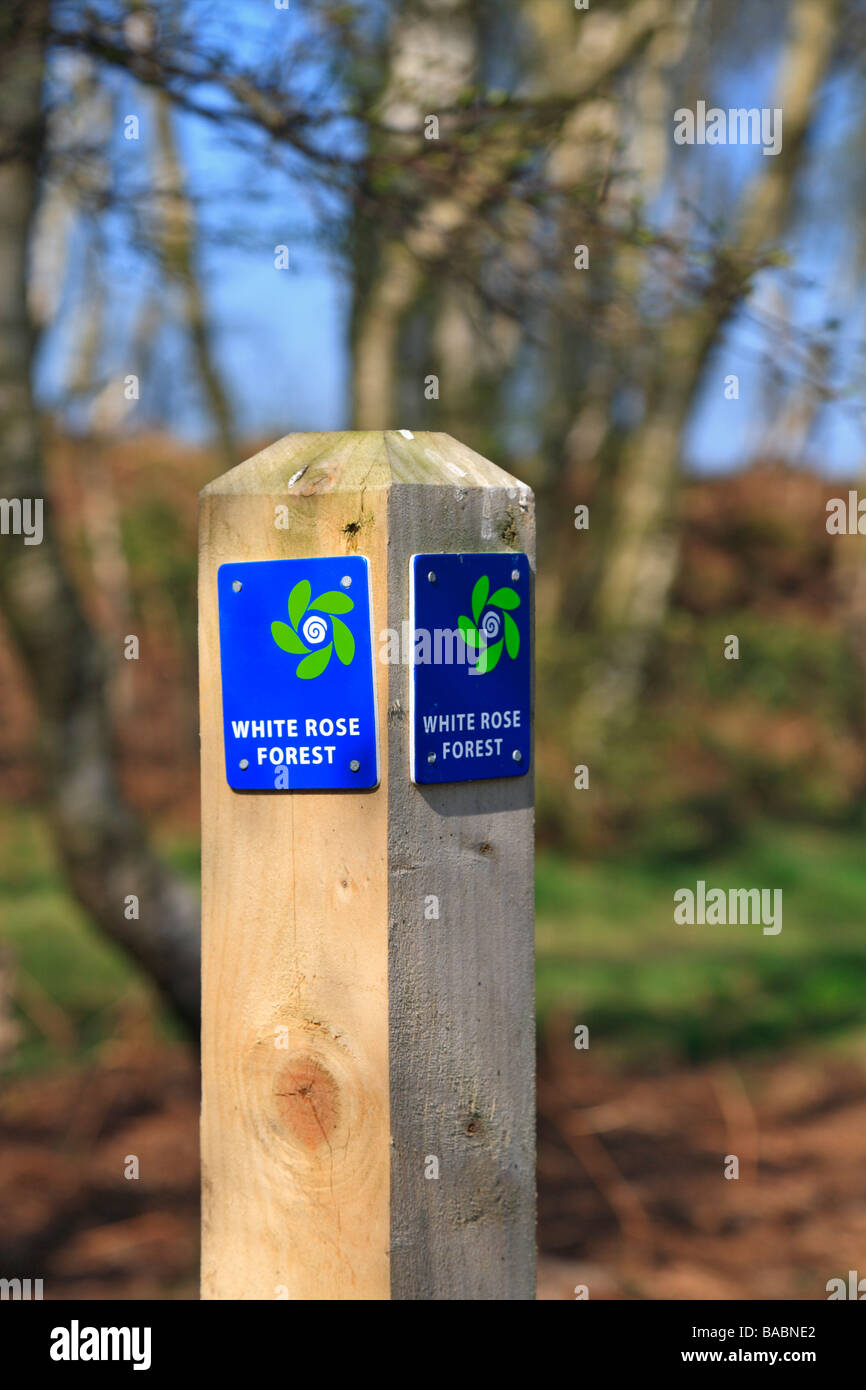 White Rose Forest marker post in Honley Wood, Holmfirth, West Yorkshire ...