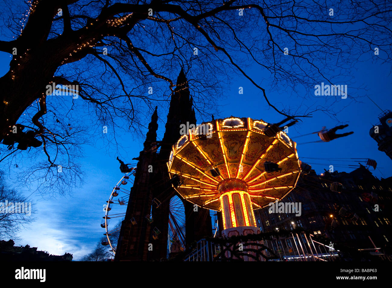 Edinburgh princes street gardens carousel hi-res stock photography and ...